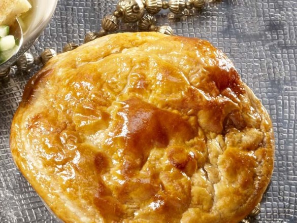 Wildbouillon onder een hoedje van korstdeeg - Keurslager