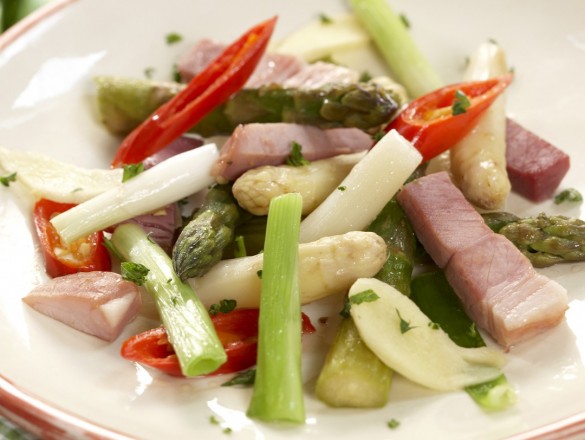 Gewokte asperges met beenham - Keurslager