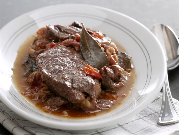 Rundertong met kastanjesaus - Keurslager