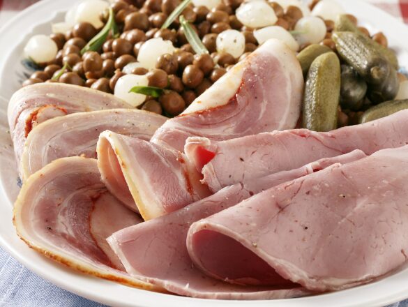 Kapucijnerschotel met Zeeuws spek en pekelvlees - Keurslager